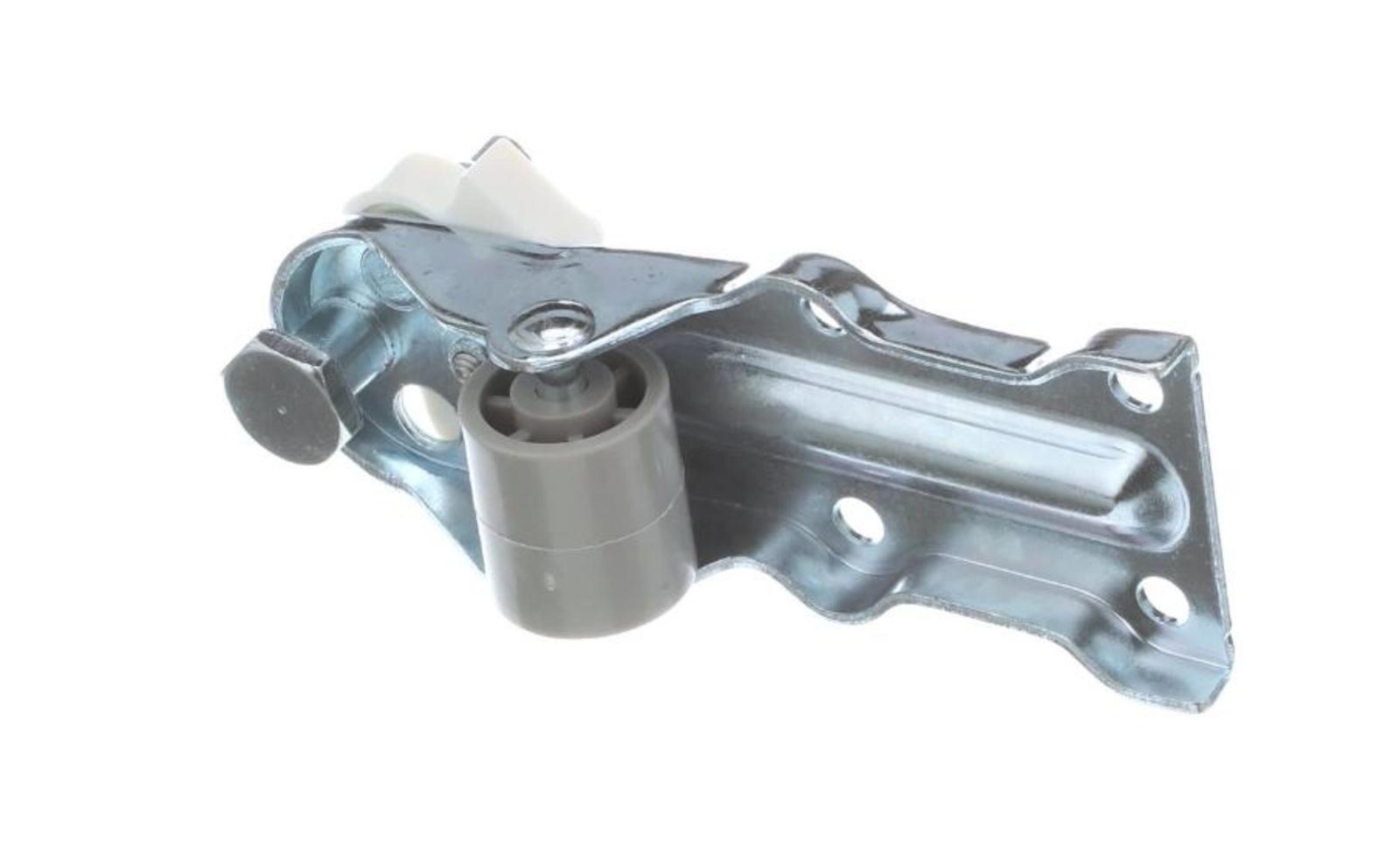 Frigidaire 5304520629 Bottom Hinge Bracket Assembly for Refrigerator ...