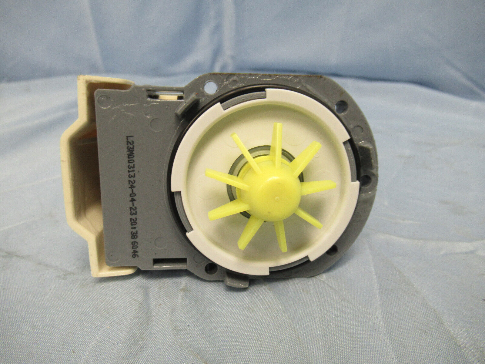 Frigidaire 5304533024 Dishwasher Drain Pump Assembly – PartsNet